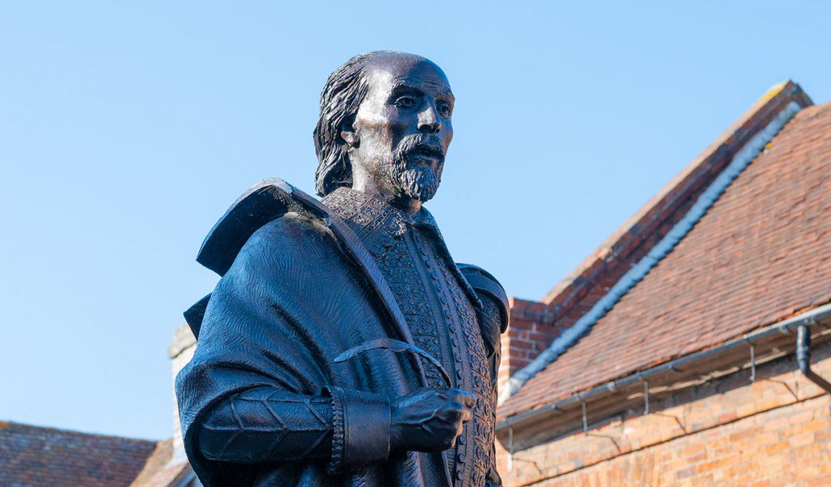 Oxford, Stratford-upon-Avon and Warwick Castle on Boxing Day - London ...